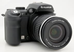 Fujifilm Finepix S9000 2 - Reviewed