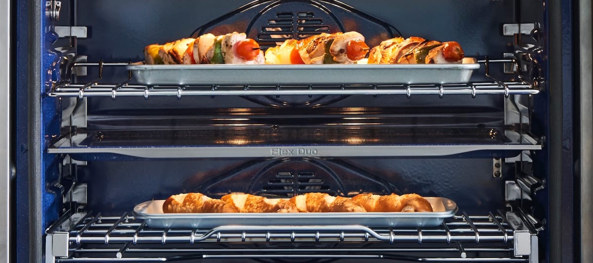Samsung has made the world’s first triple oven, a wall oven with ...