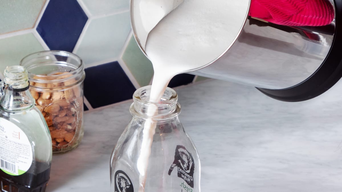 How to make oat milk (or any plant-based milk) at home - Reviewed