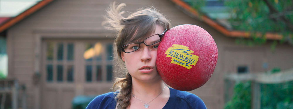 How One Girl's Goofy Self-Portraits Became a Viral Hit - Reviewed