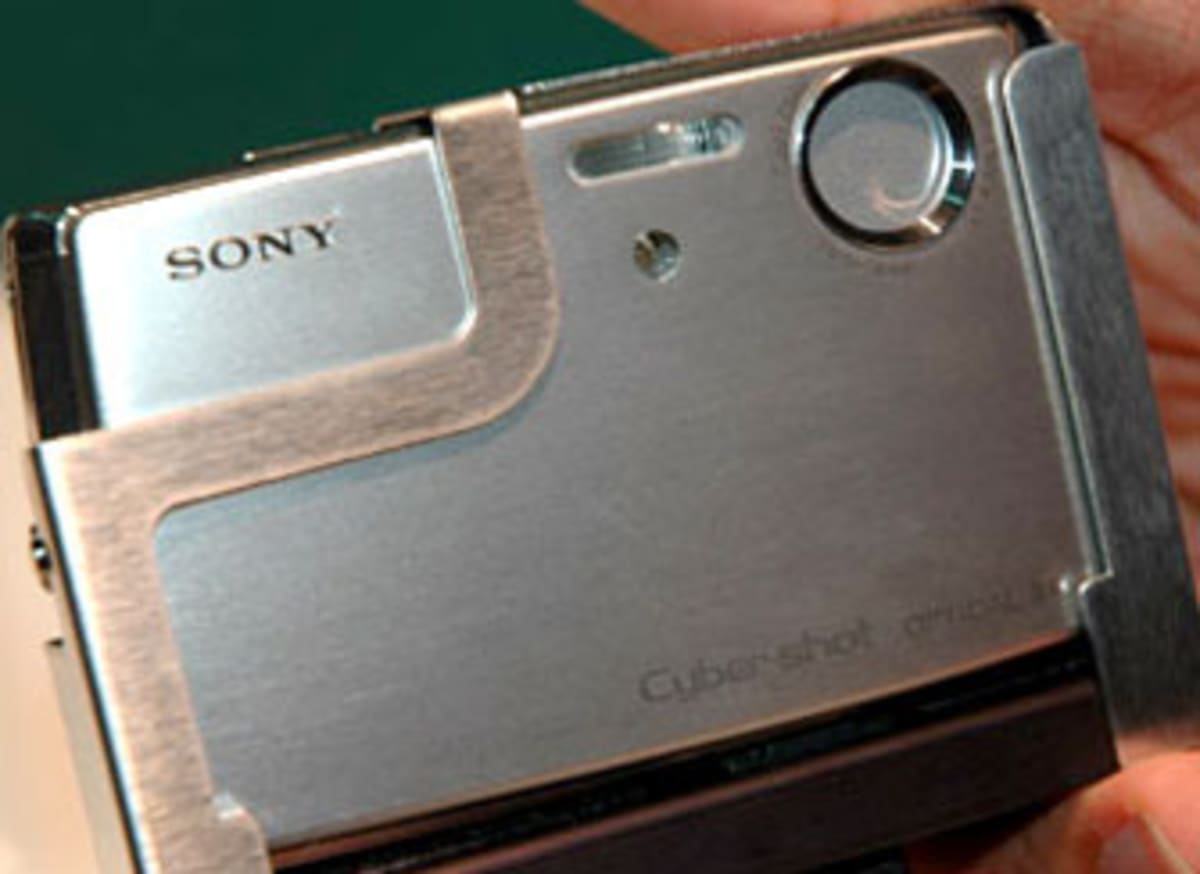 Sony Cyber Shot Dsc T33 - Reviewed