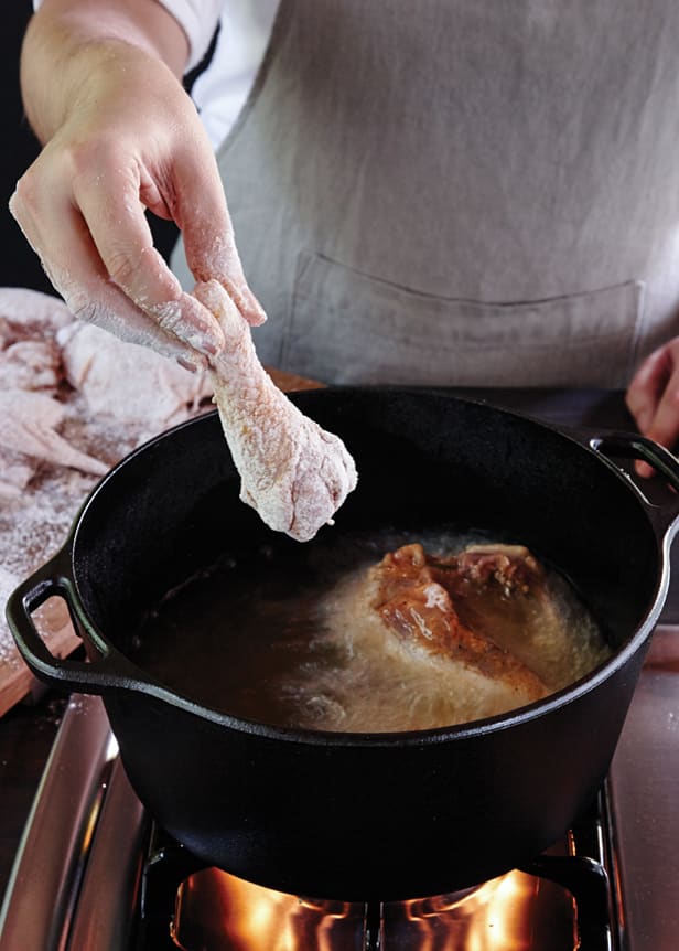 8 Great Surprising Dutch Oven Recipes Reviewed