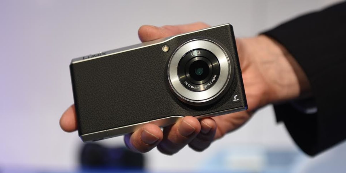 Panasonic Lumix DMC-CM1 Smartphone - Reviewed