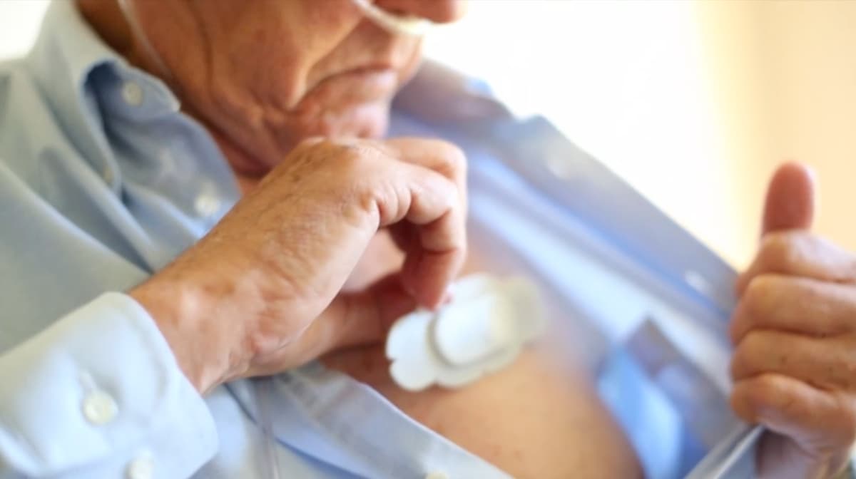 Philips Gives COPD Sufferers a Lifeline With New Wearable - Reviewed